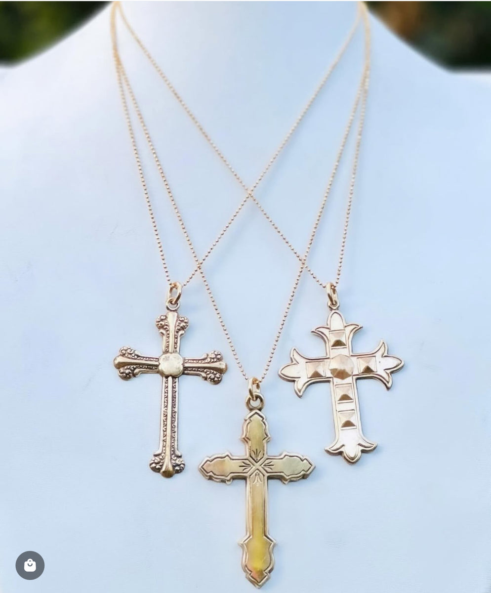 Fluted edge cross – Mary Caroline Colgin Designs